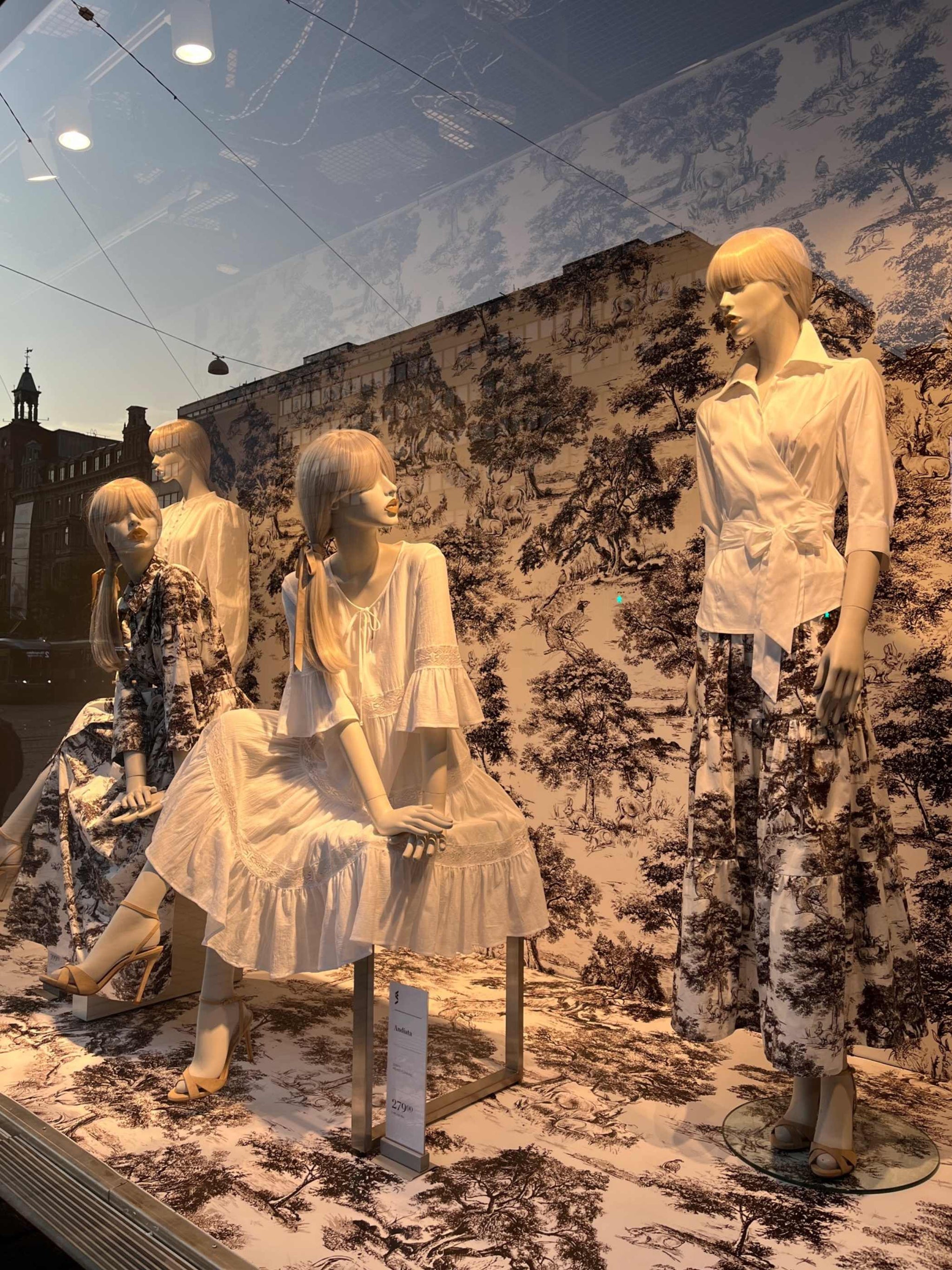 Andiata's SS23 Window Display At Stockmann – Andiata