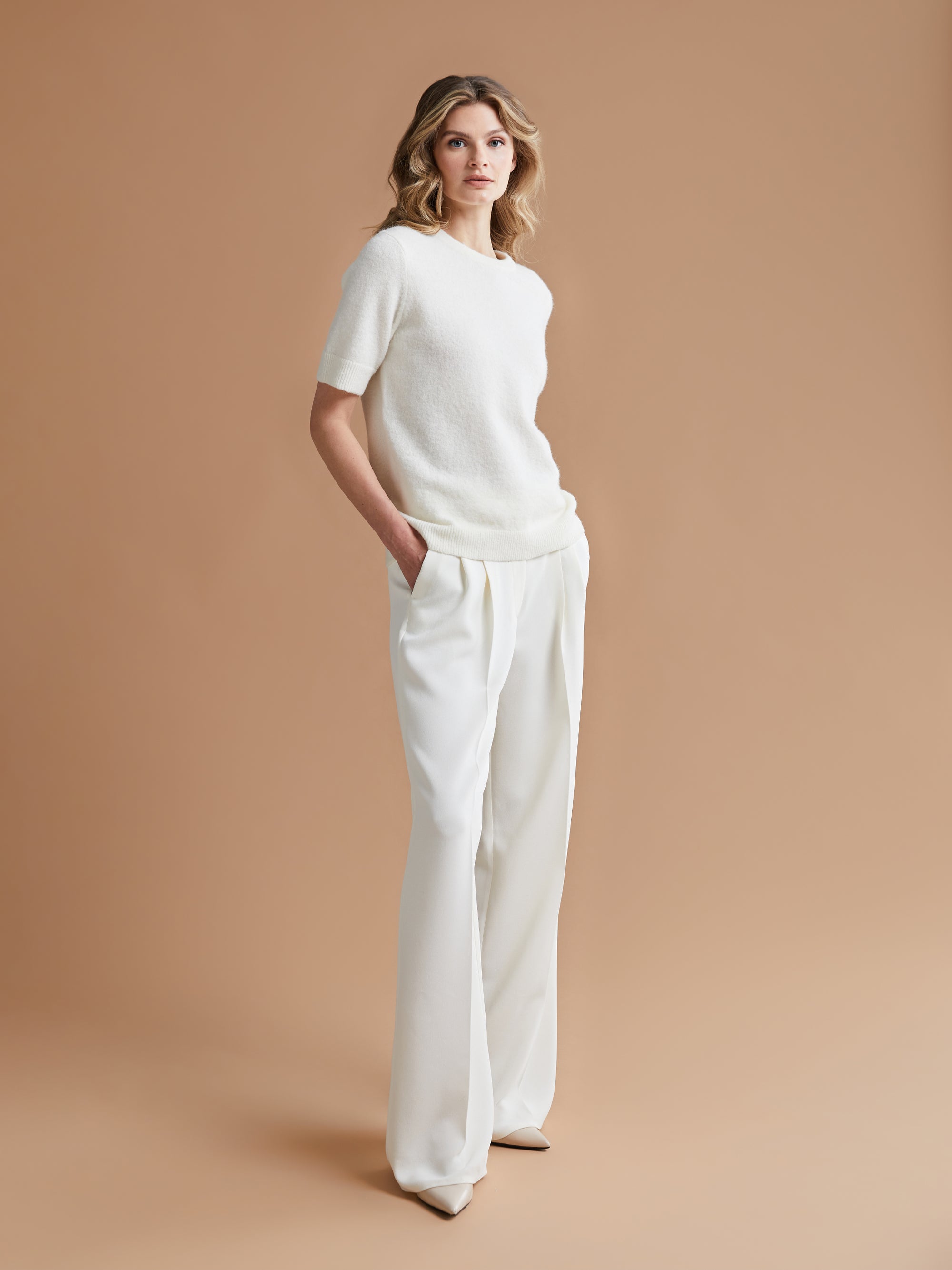 Gytta White Trousers - Andiata – Andiata